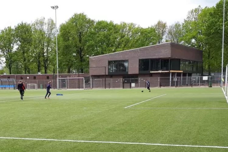 Schoolvoetbal bij HVCH